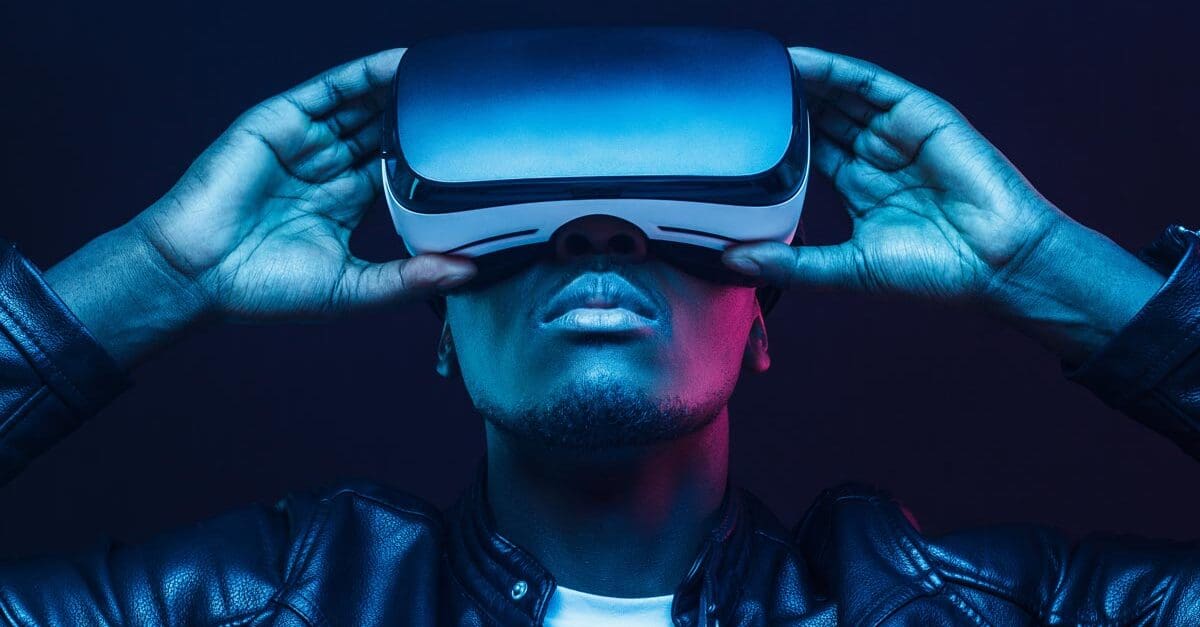 10 Trends That Will Shape the Tech Industry in 2023